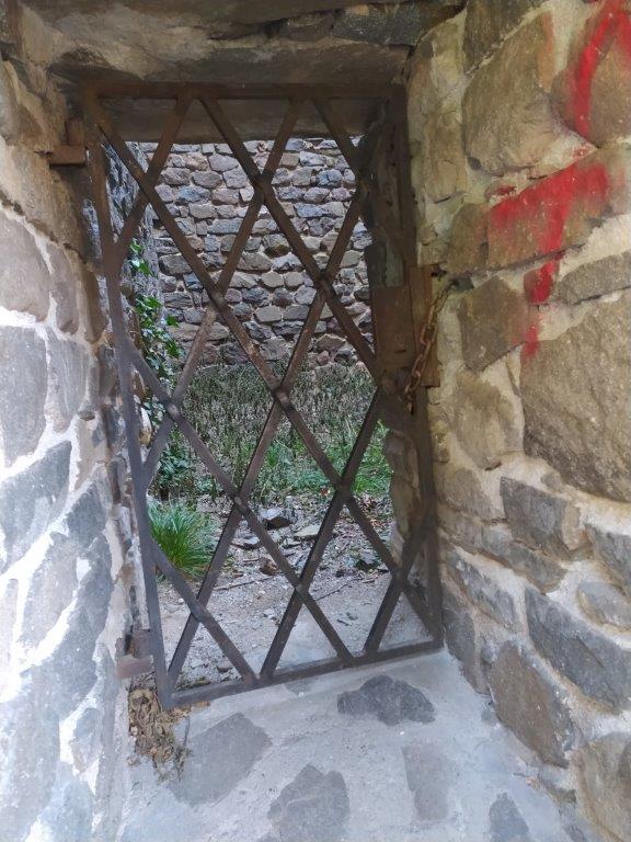 4 Blick in das Innere des Turms - die BAZ